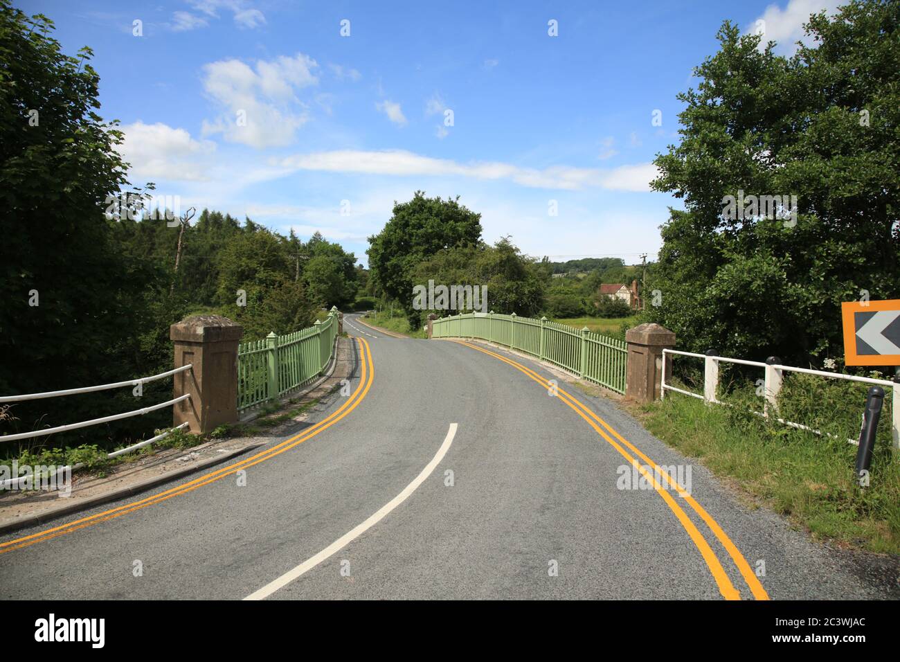 Ham bridge over the river Teme near Clifton upon Teme, Worcestershire ...