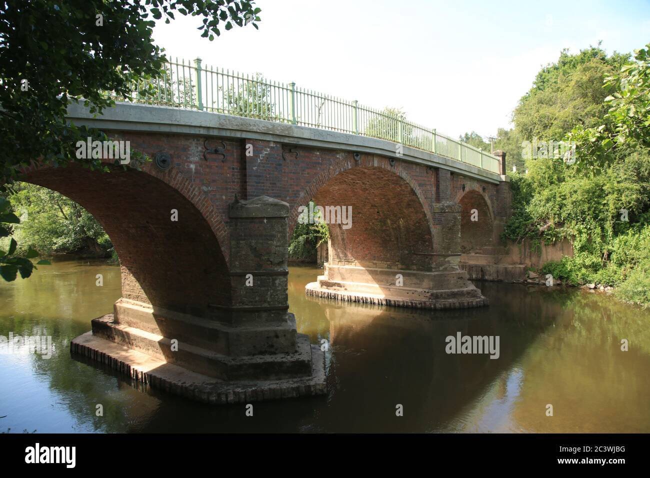 Ham bridge over the river Teme near Clifton upon Teme, Worcestershire ...