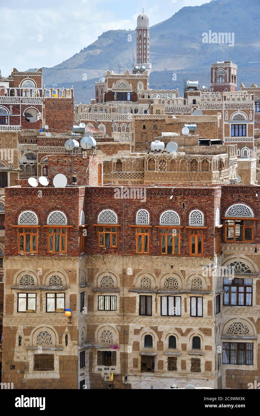 Yemen sanaa ancient arab city hi-res stock photography and images - Alamy