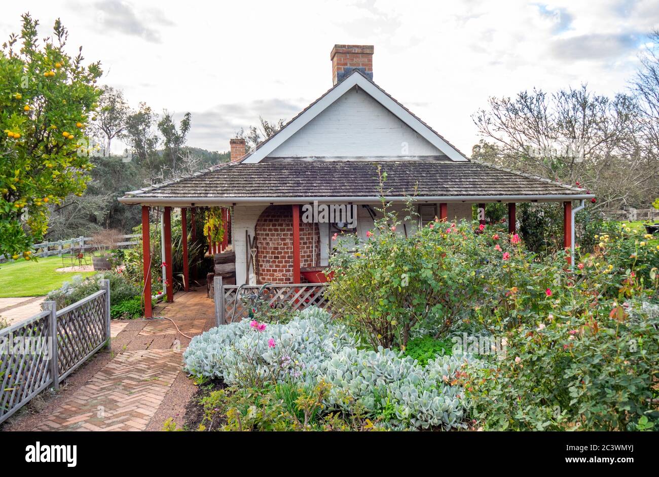 Rustic heritage farmhouse Western Australia Stock Photo - Alamy