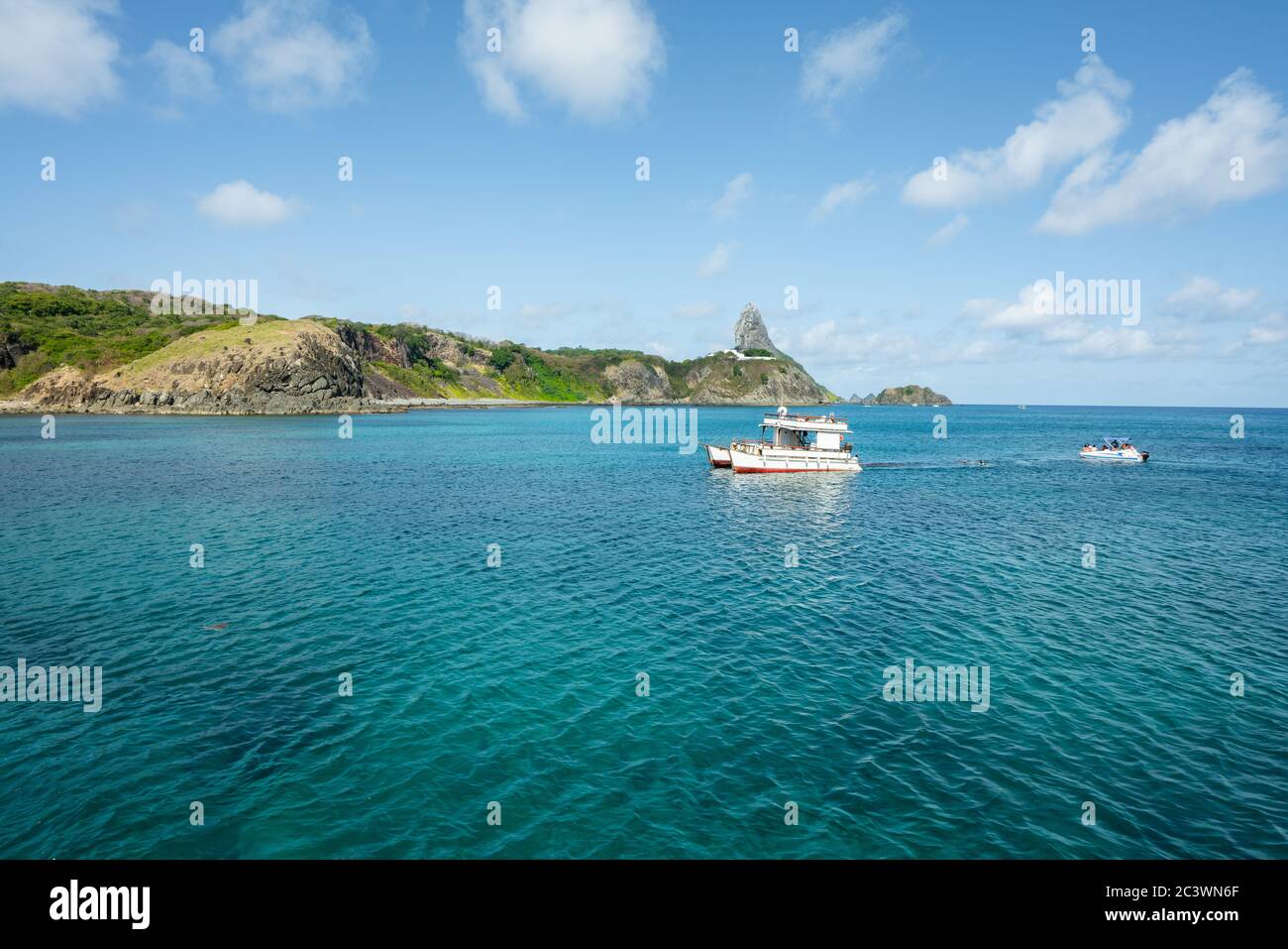 Beautiful view of Morro do Pico and Santo Antonio Port Beach at ...