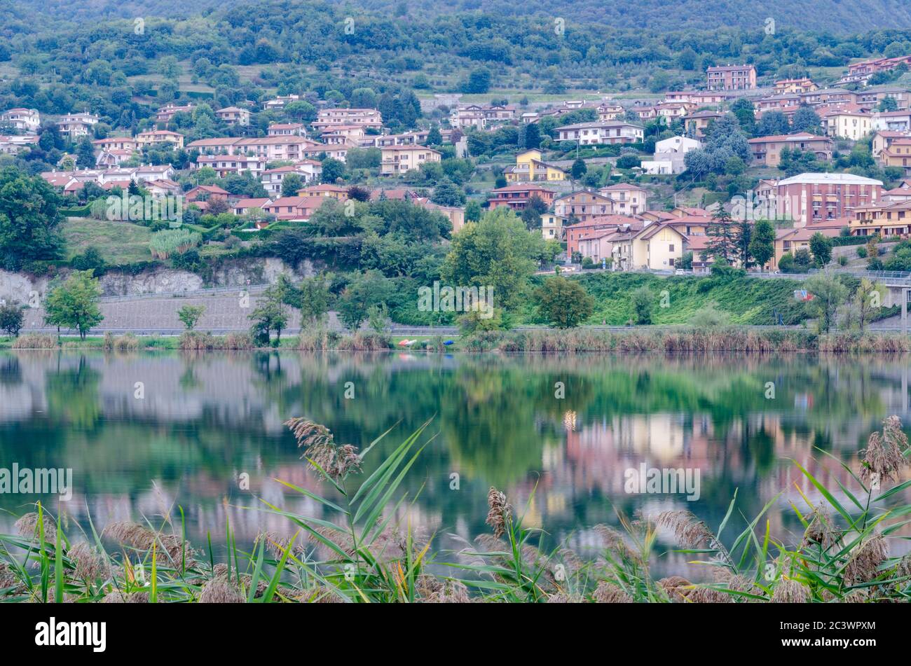 Reflexes in the water Stock Photo - Alamy