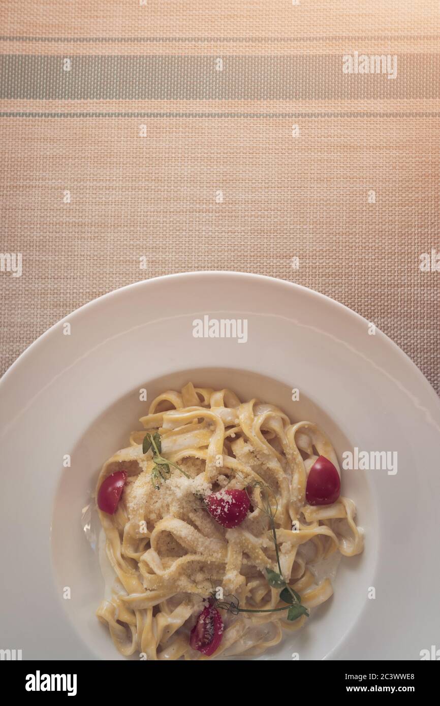 Macaroni cheese top shot hi-res stock photography and images - Alamy