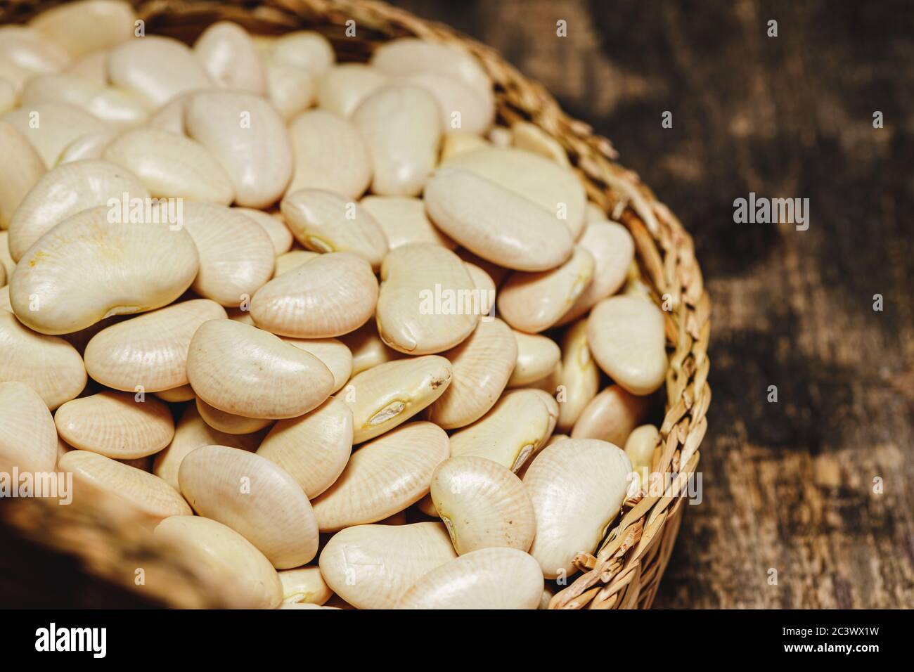 Heap of beans. Raw beans texture background. Close up Stock Photo - Alamy