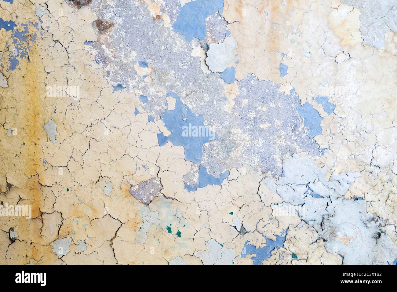 Old wall with peeling paint Stock Photo - Alamy