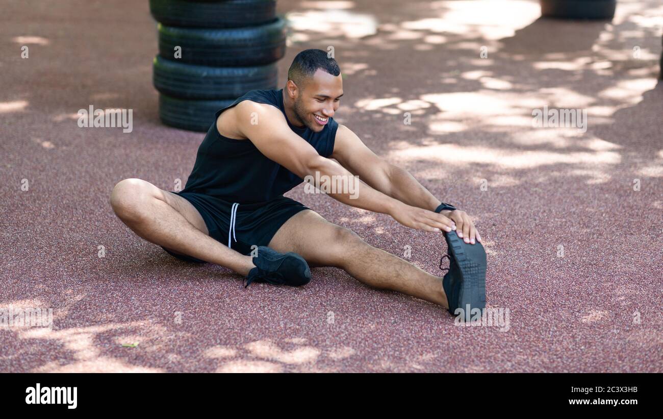 Track runner muscles hi-res stock photography and images - Alamy