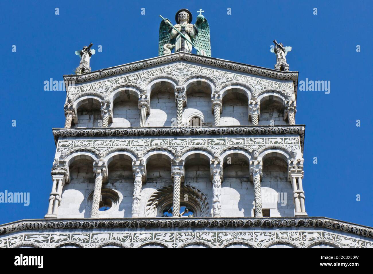 Italian renaissance style church hi-res stock photography and images ...