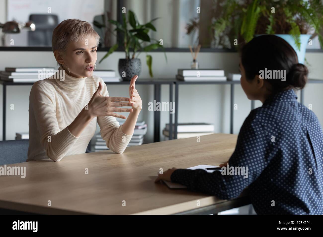 Bank representative customer hi-res stock photography and images - Alamy
