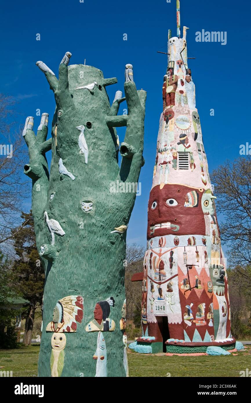Galloway Totem Pole Park, City of Foyil, Historic Route 66, Oklahoma ...