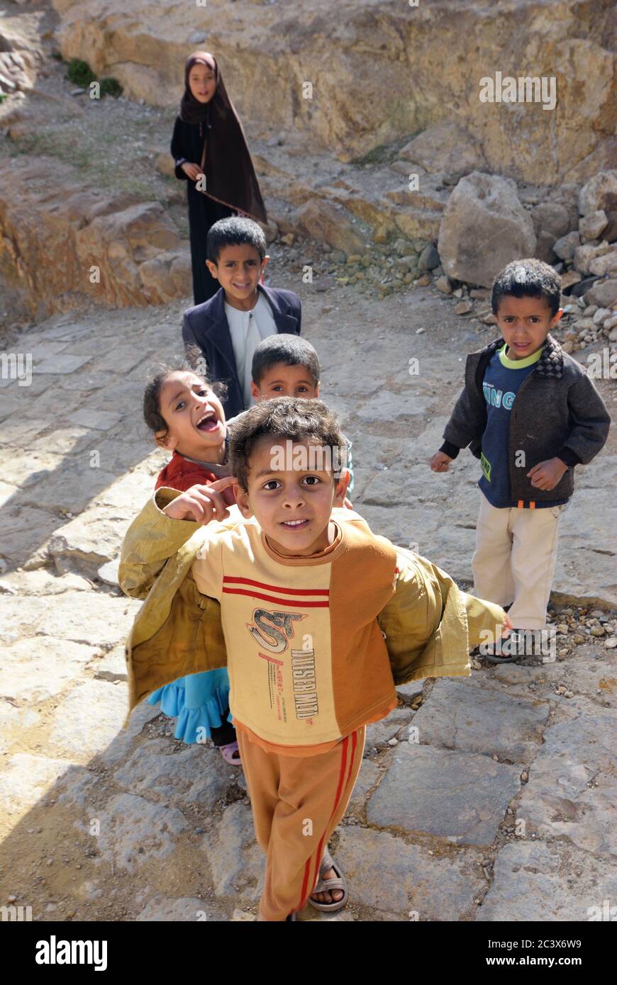 Yemeni children hi-res stock photography and images - Alamy