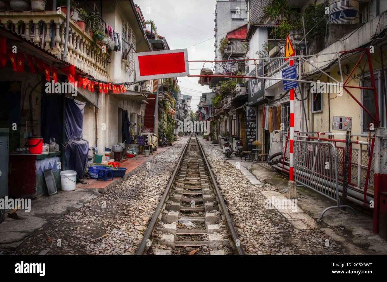 endless train lines Stock Photo - Alamy