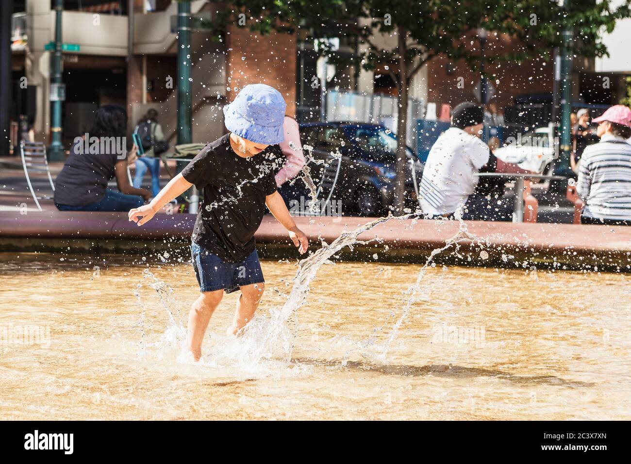 Jumping water fountain hi-res stock photography and images - Alamy