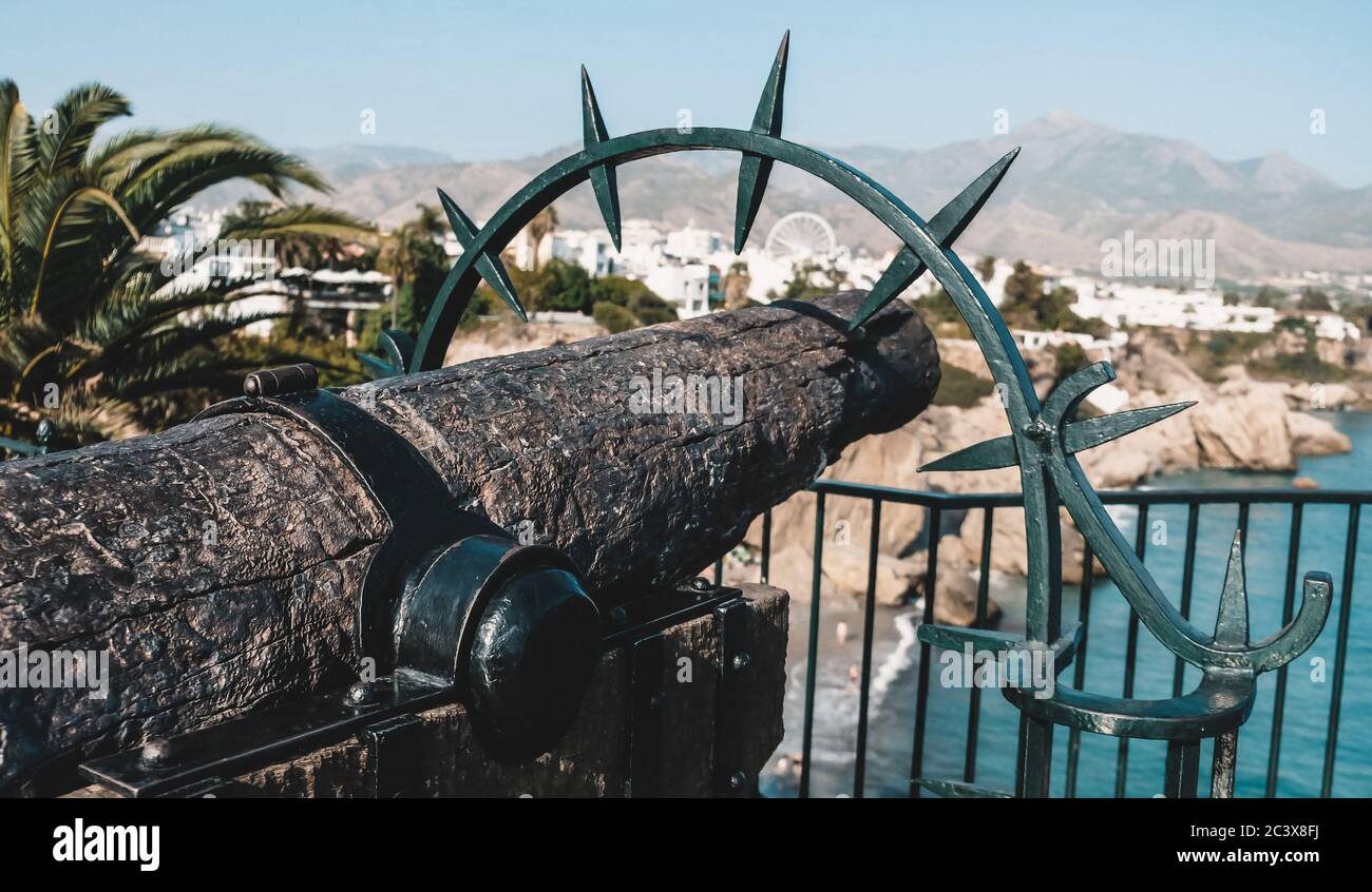 Spanish cannon hi-res stock photography and images - Alamy