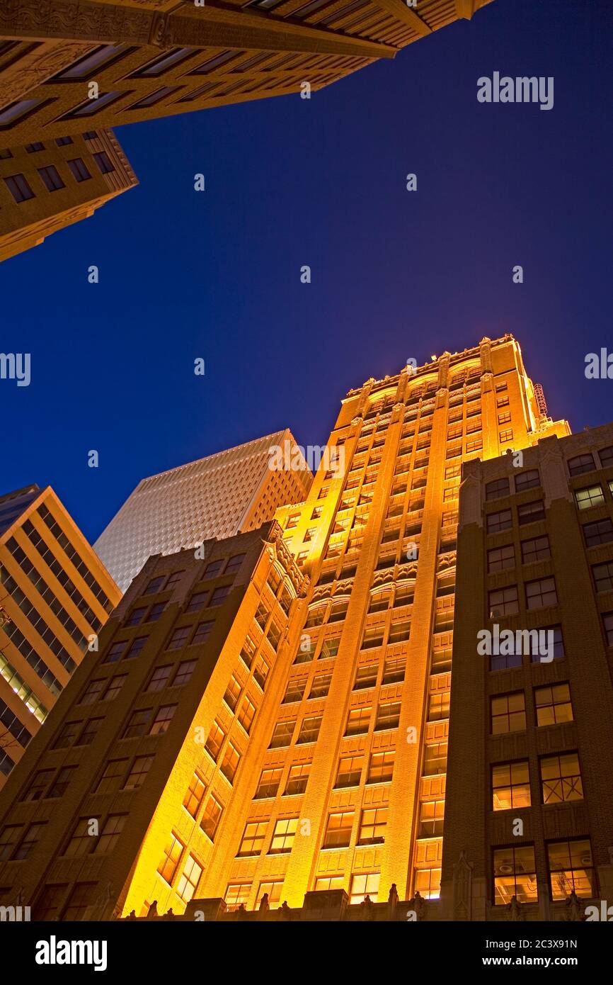 Tulsa downtown night hi-res stock photography and images - Alamy