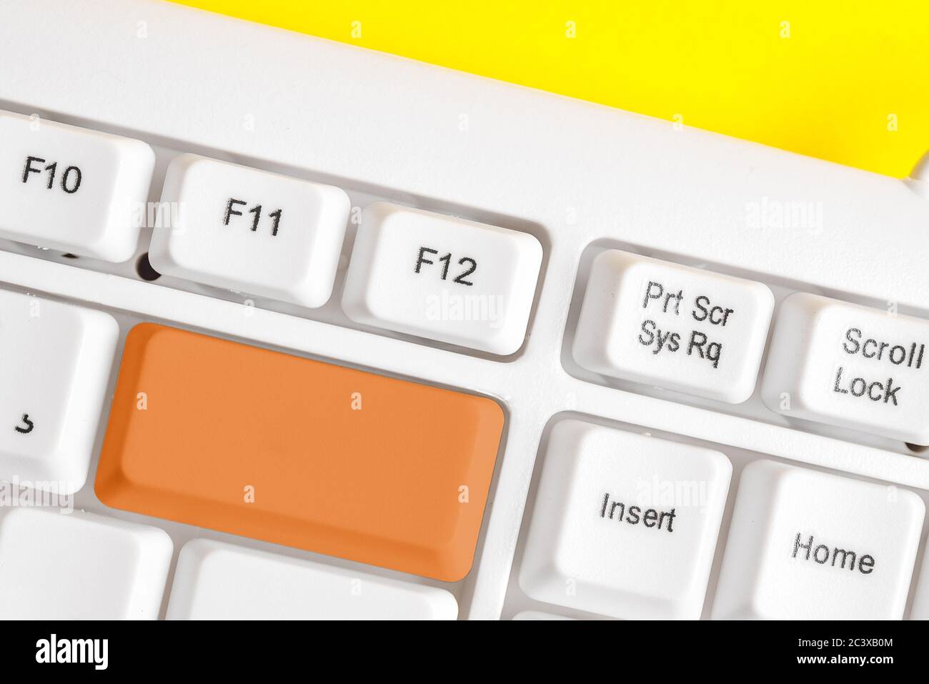 White Pc Keyboard With Empty Note Paper Above White Key Copy Space ...