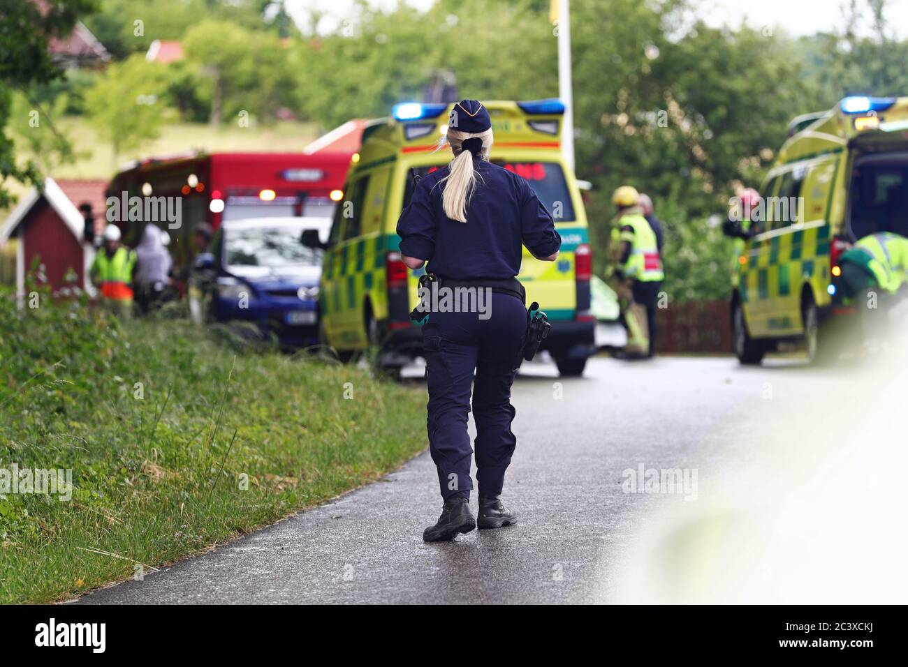 Female police officer at an accident scene.Photo Jeppe Gustafsson Stock ...