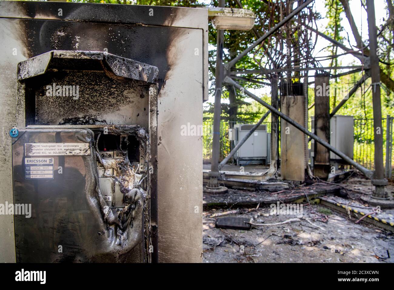 5g tower fire hi-res stock photography and images - Alamy