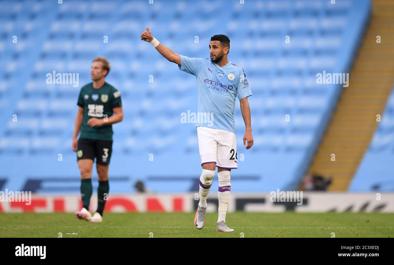 Manchester City's Riyad Mahrez celebrates scoring his side's second ...