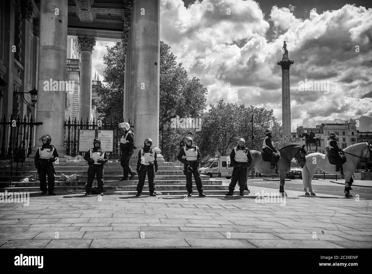 Uk police westminster Black and White Stock Photos & Images - Alamy