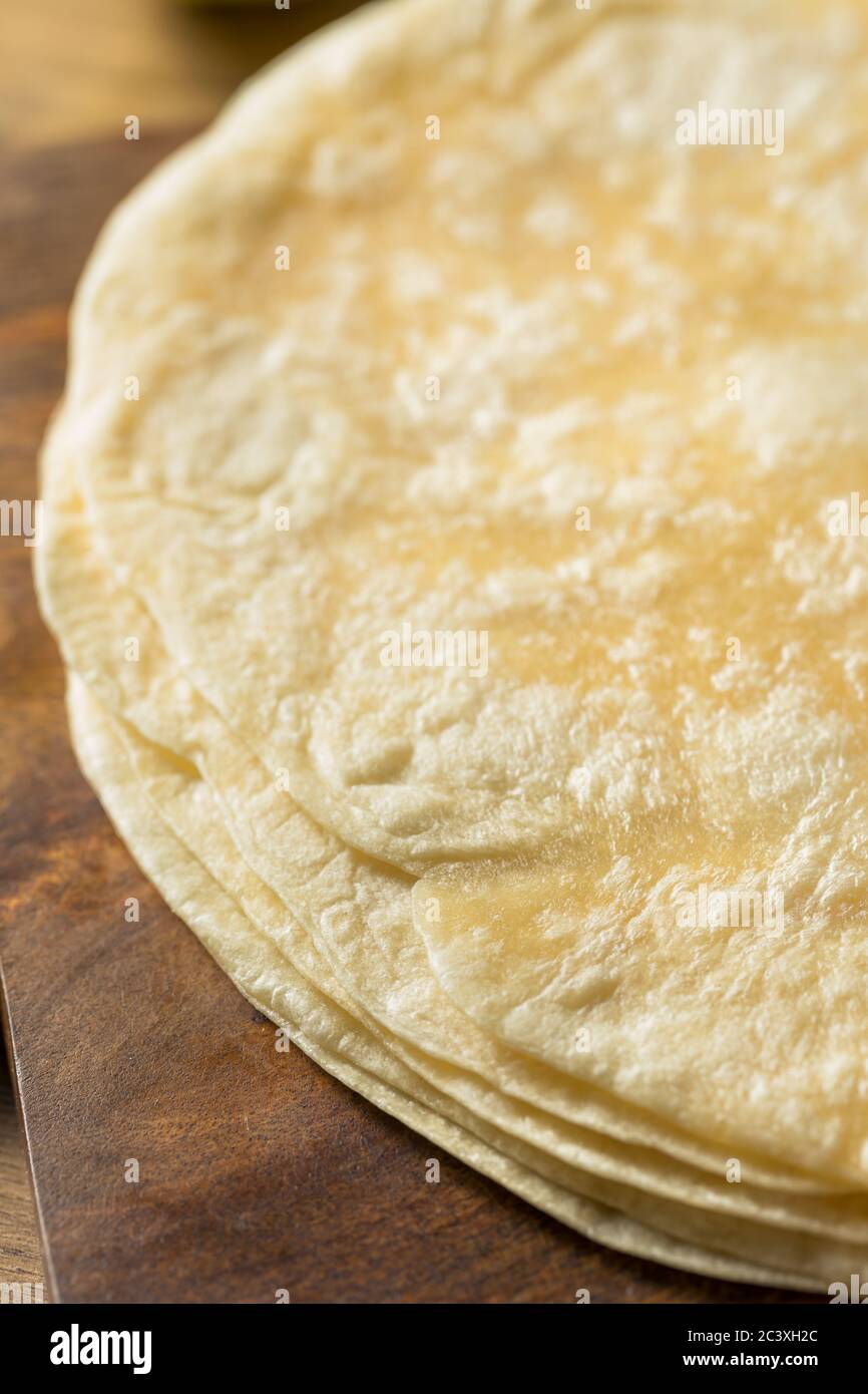 Homemade Fresh Flour Tortillas Ready to Cook Stock Photo - Alamy