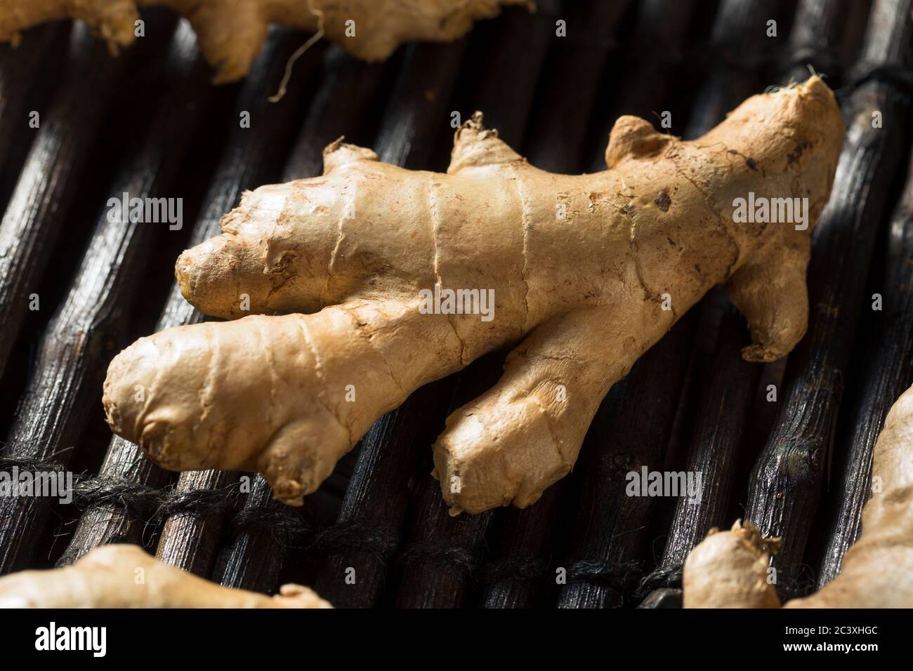 Raw Brown Organic Ginger Root Ready to Cook Stock Photo - Alamy
