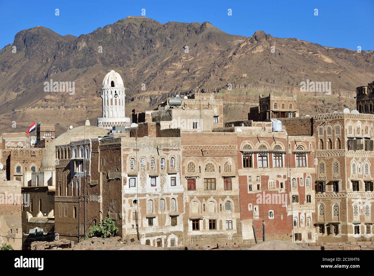 Traditional yemeni house hi-res stock photography and images - Alamy