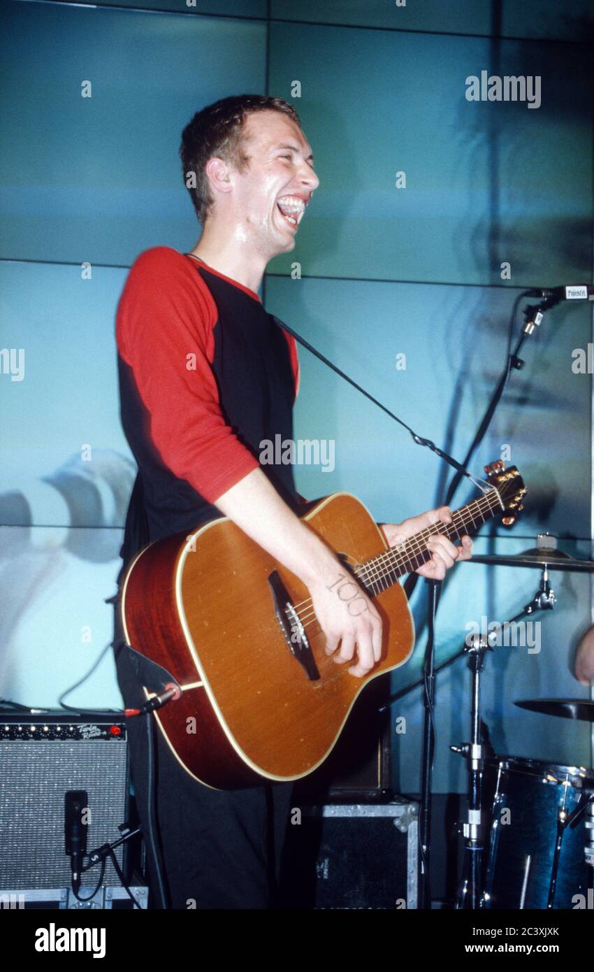 Coldplay 2000 hi-res stock photography and images - Alamy