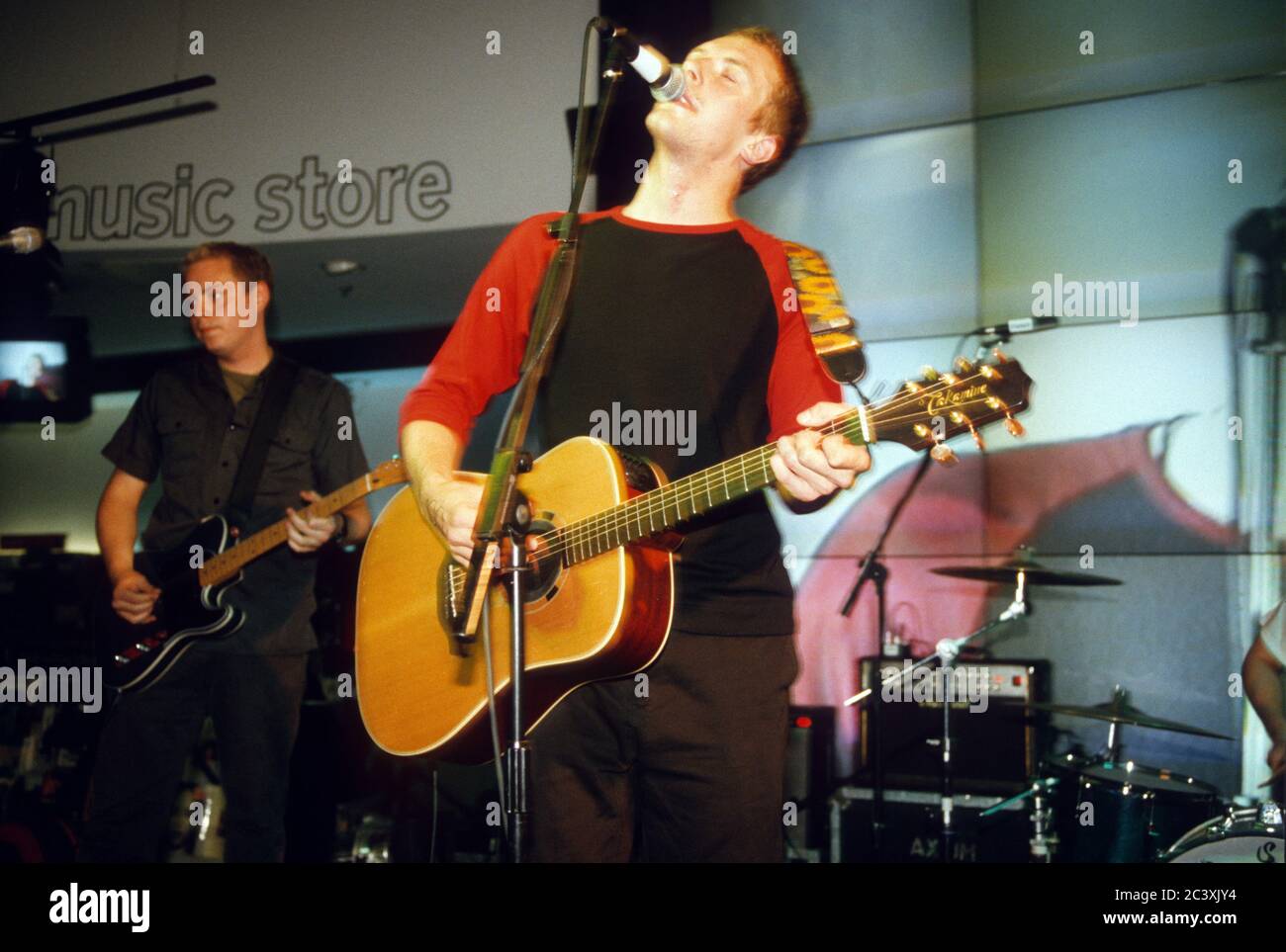 Coldplay playing HMV record store 10th July 2000,Oxford Street, London ...