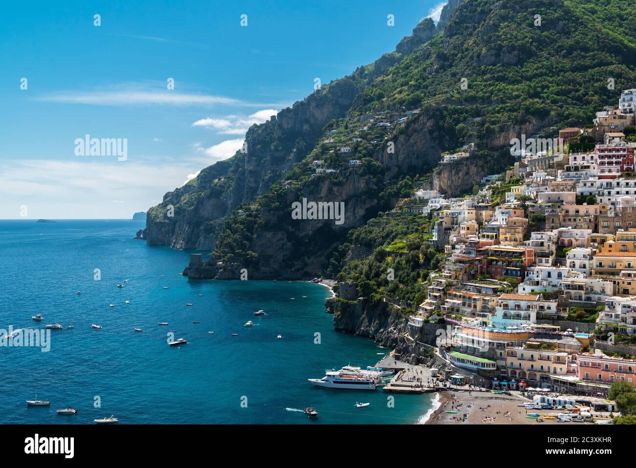 Traditional Colorful Italian Houses, steep Narrow Streets, Cliffside ...