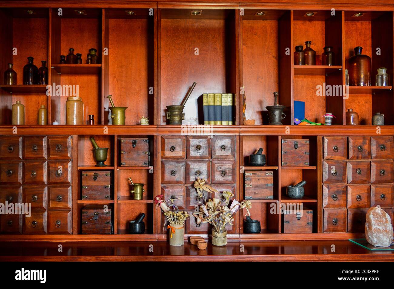 Old chemist shop interior hi-res stock photography and images - Alamy