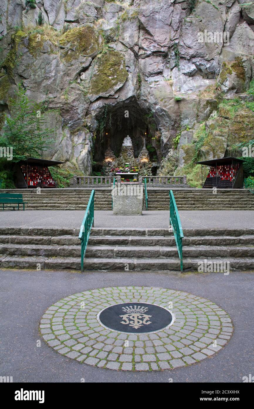 The Grotto National Sanctuary of Our Sorrowful Mother in Portland ...