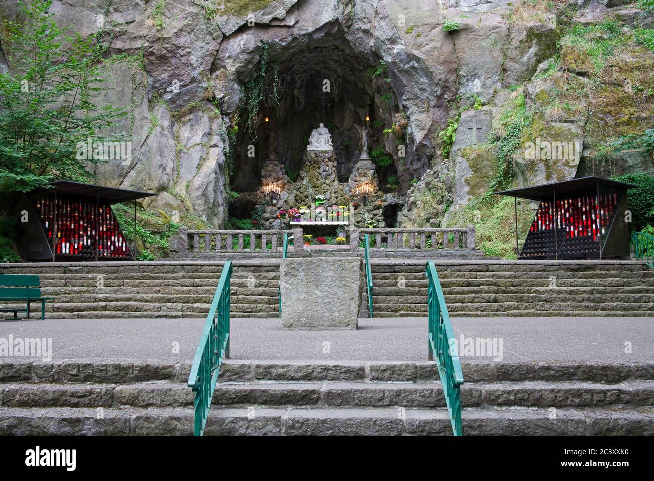 The Grotto National Sanctuary of Our Sorrowful Mother in Portland ...