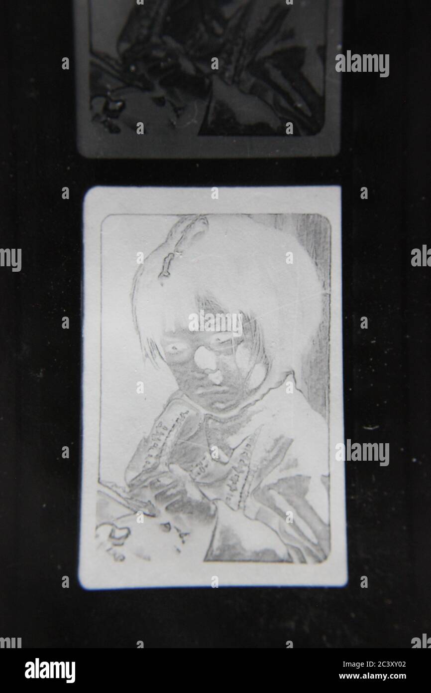 Film negative contact sheet hi-res stock photography and images - Alamy