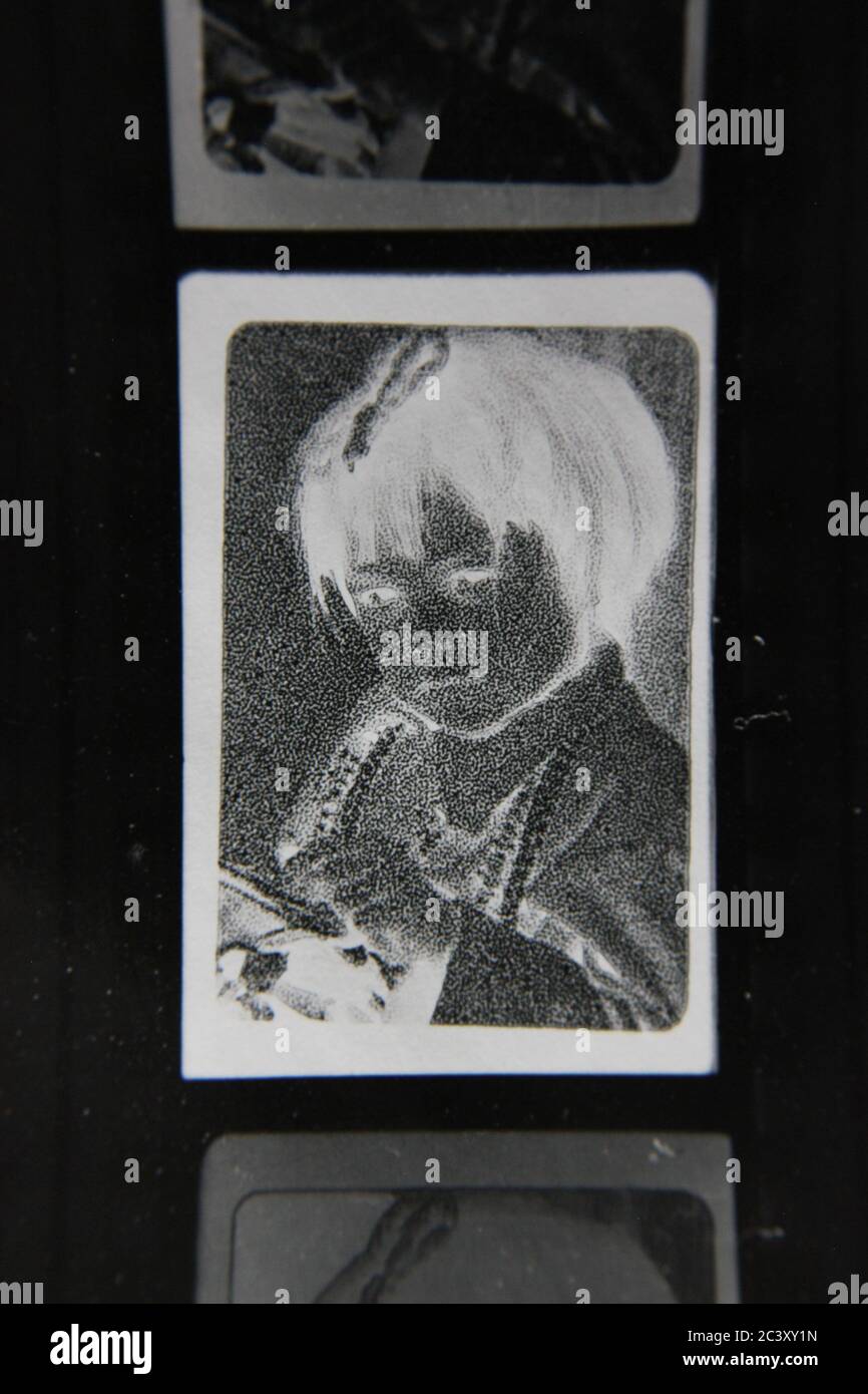 Film negative contact sheet hi-res stock photography and images - Alamy