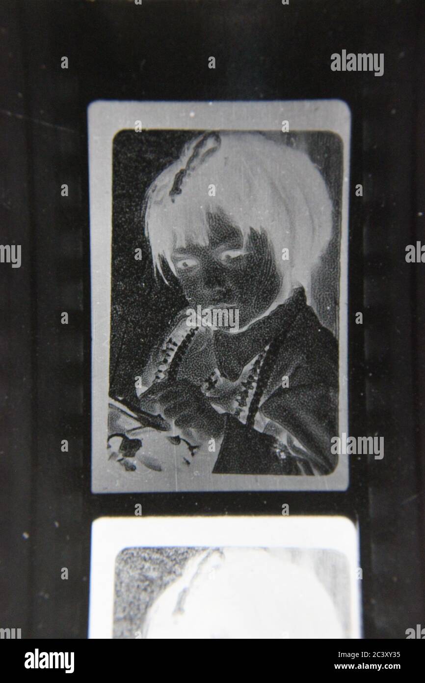 Film negative contact sheet hi-res stock photography and images - Alamy