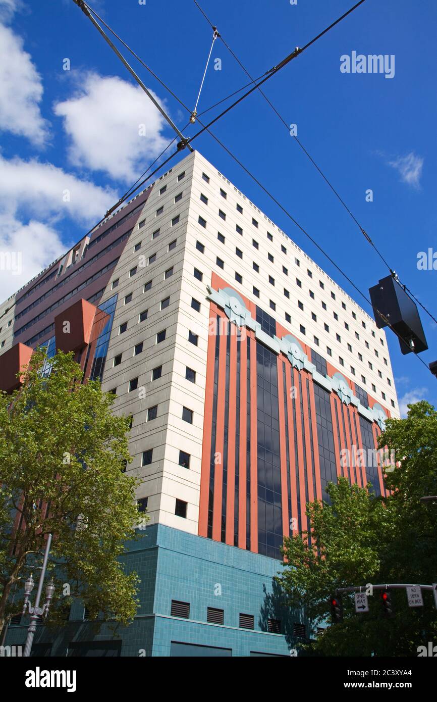 Portland landmark building hi-res stock photography and images - Alamy