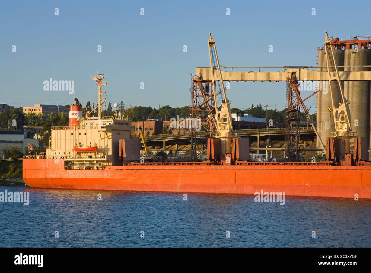 Portland docks hi-res stock photography and images - Alamy