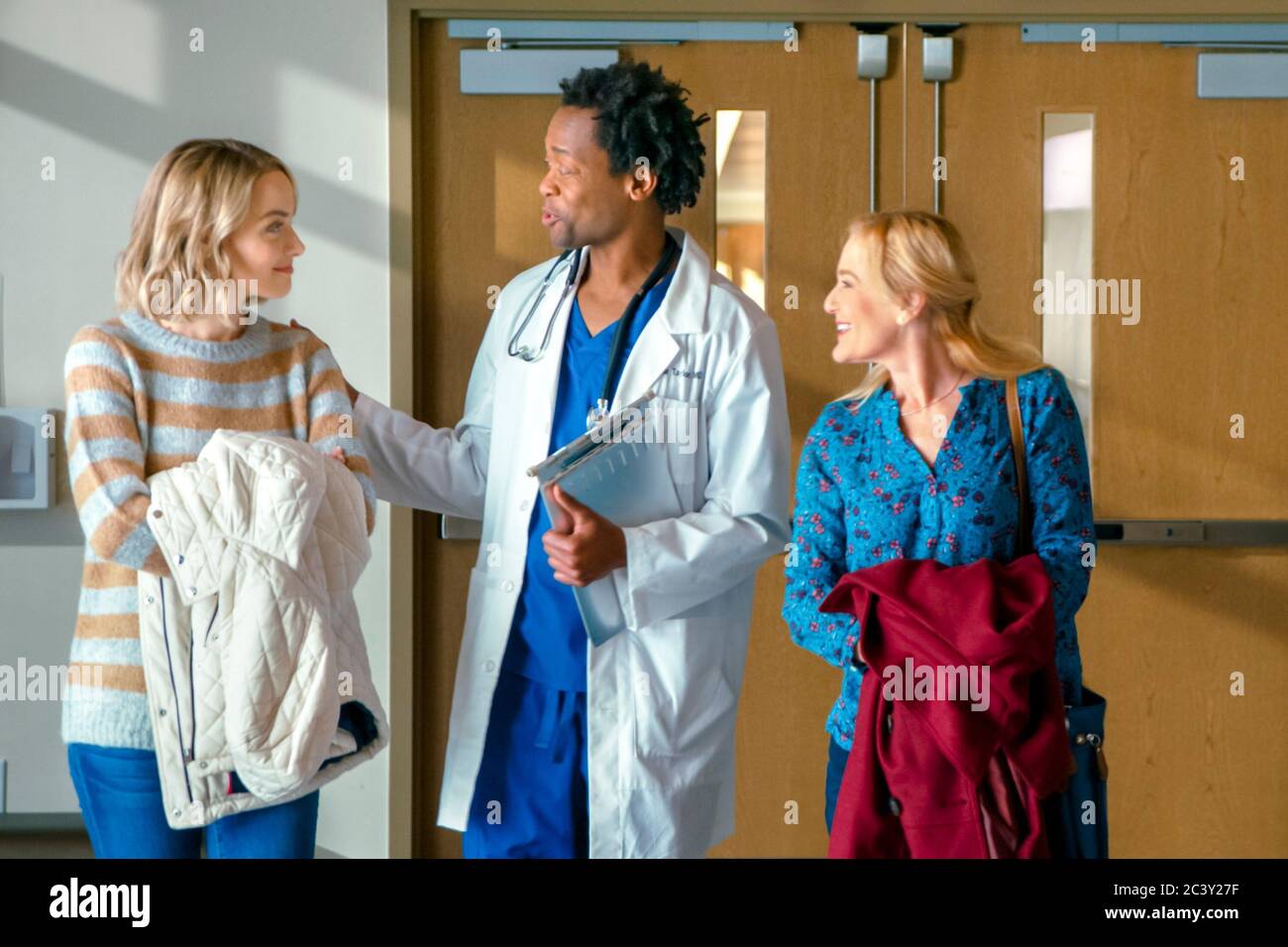 TIMELESS LOVE, from left: Rachel Skarsten, K. Danor Gerald, Kristen ...