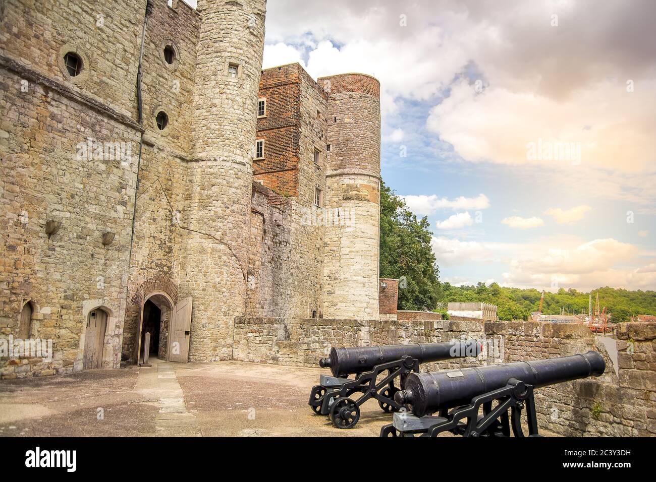 Upnor castle kent hi-res stock photography and images - Alamy