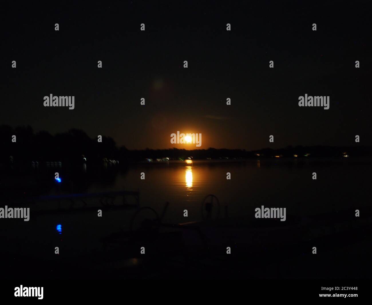 Moon over lake michigan hi-res stock photography and images - Alamy
