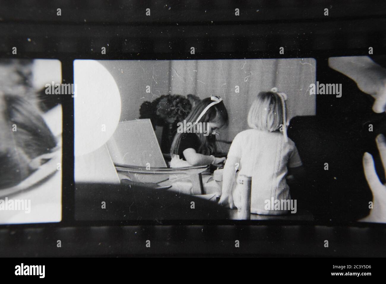 1970s children playing street hi-res stock photography and images - Alamy