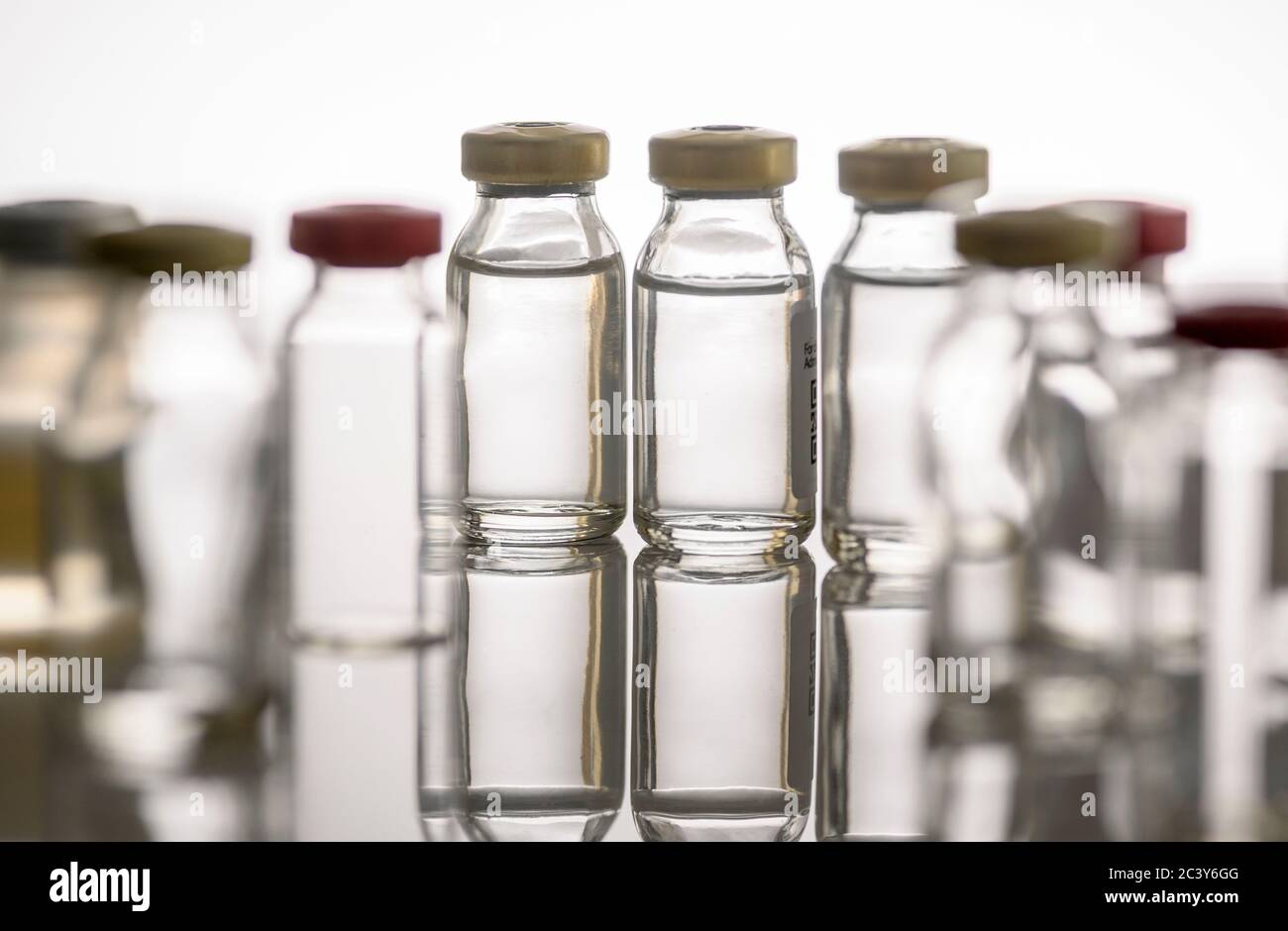 Studio shot laboratory vial hi-res stock photography and images - Alamy