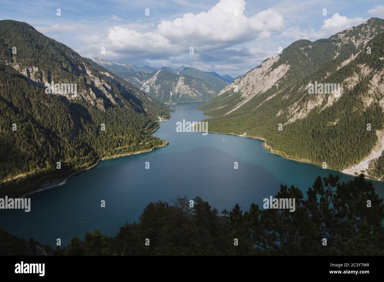 Austria, Plansee, Scenic view of lake Plansee in Austrian Alps Stock ...