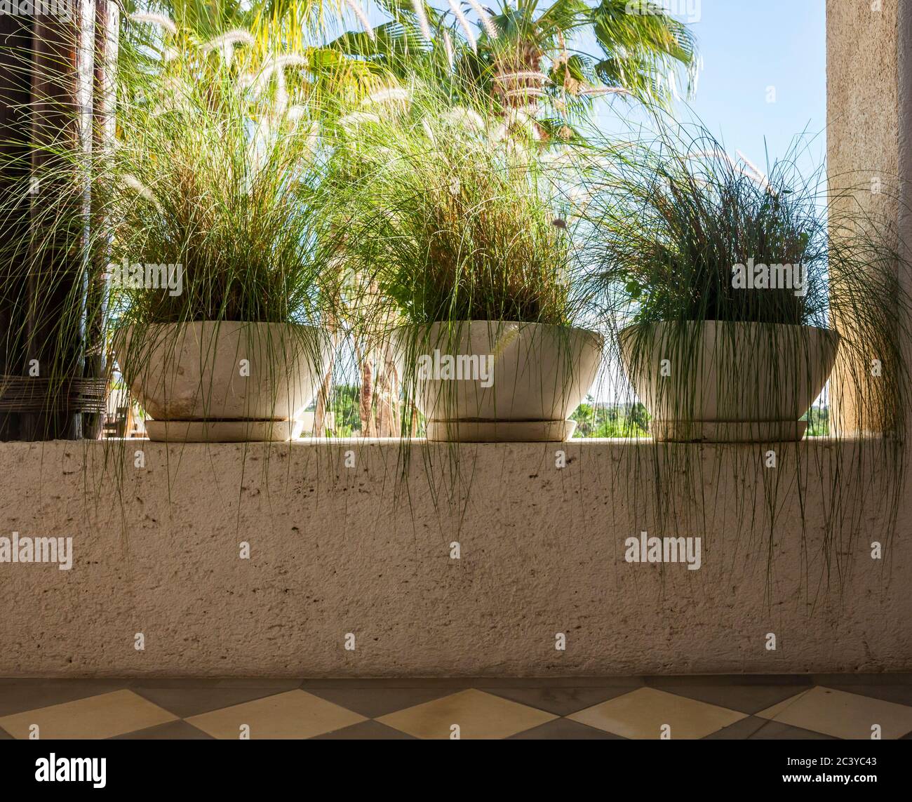 Adobe pots hi-res stock photography and images - Alamy