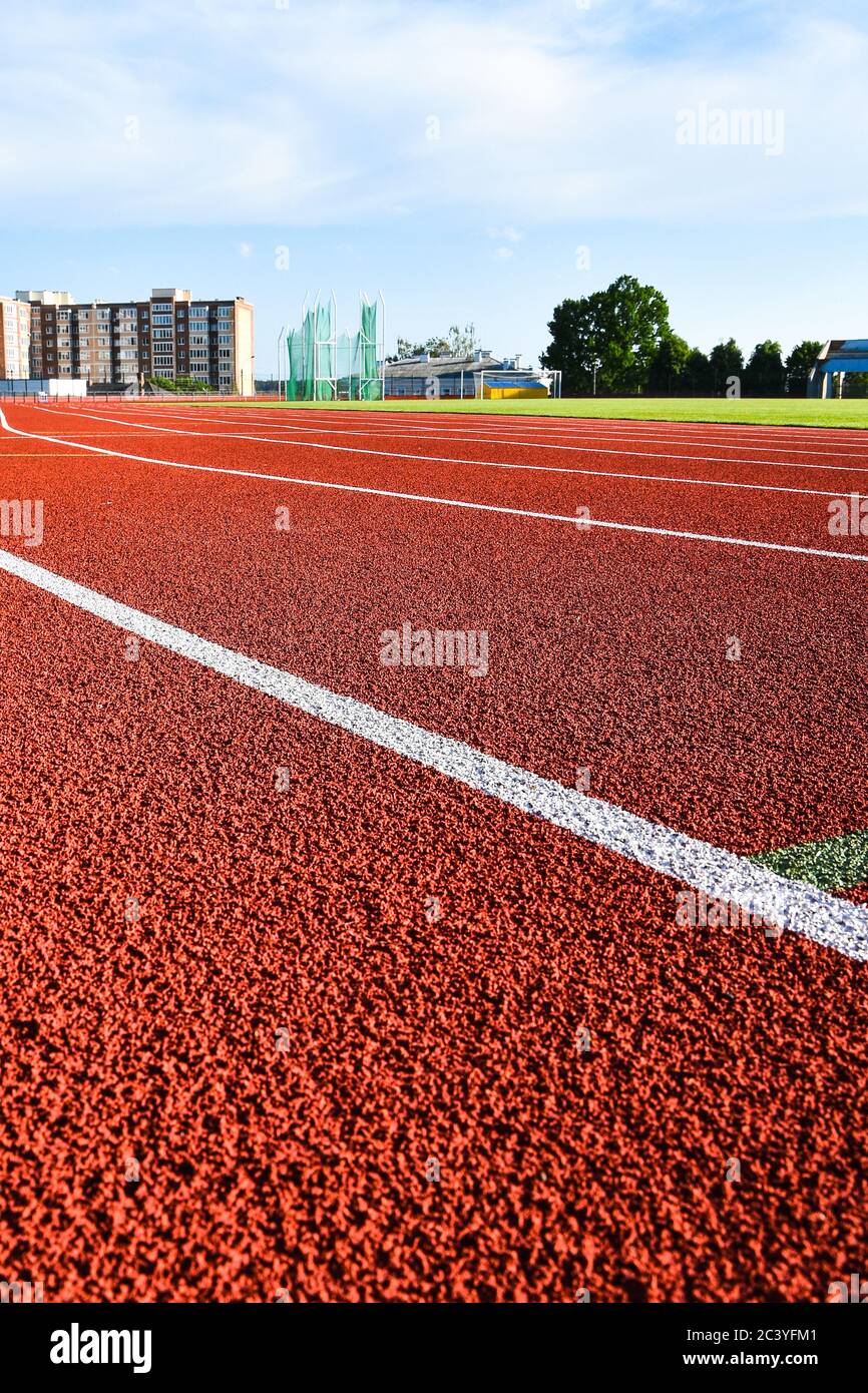Empty running track grandstand hi-res stock photography and images - Alamy