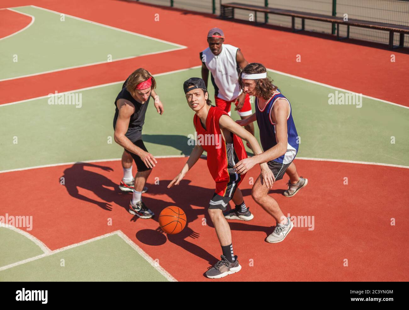 Professional basketball players hi-res stock photography and images - Alamy