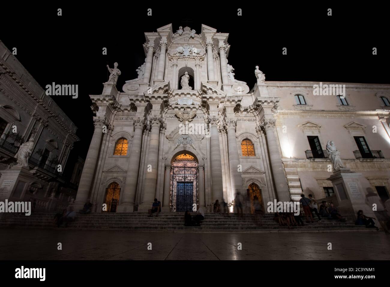 Piazza duomo night syracuse hi-res stock photography and images - Alamy