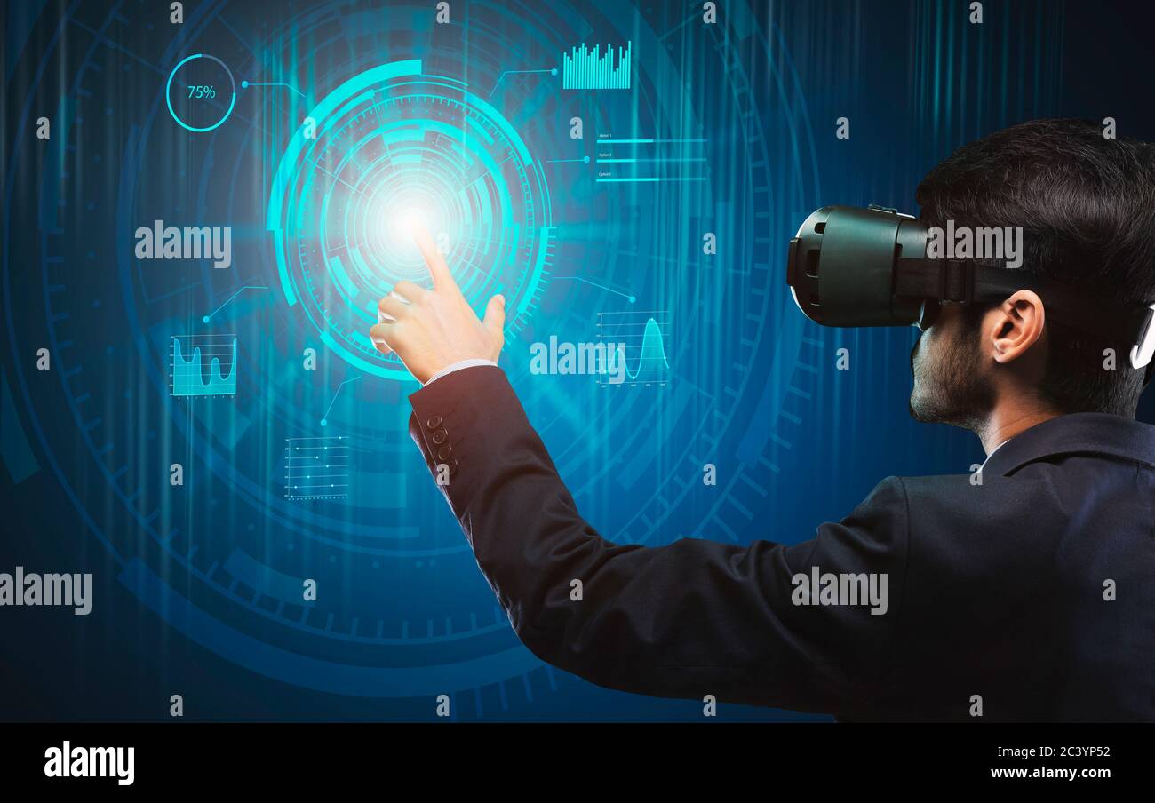 Business simulation hi-res stock photography and images - Alamy