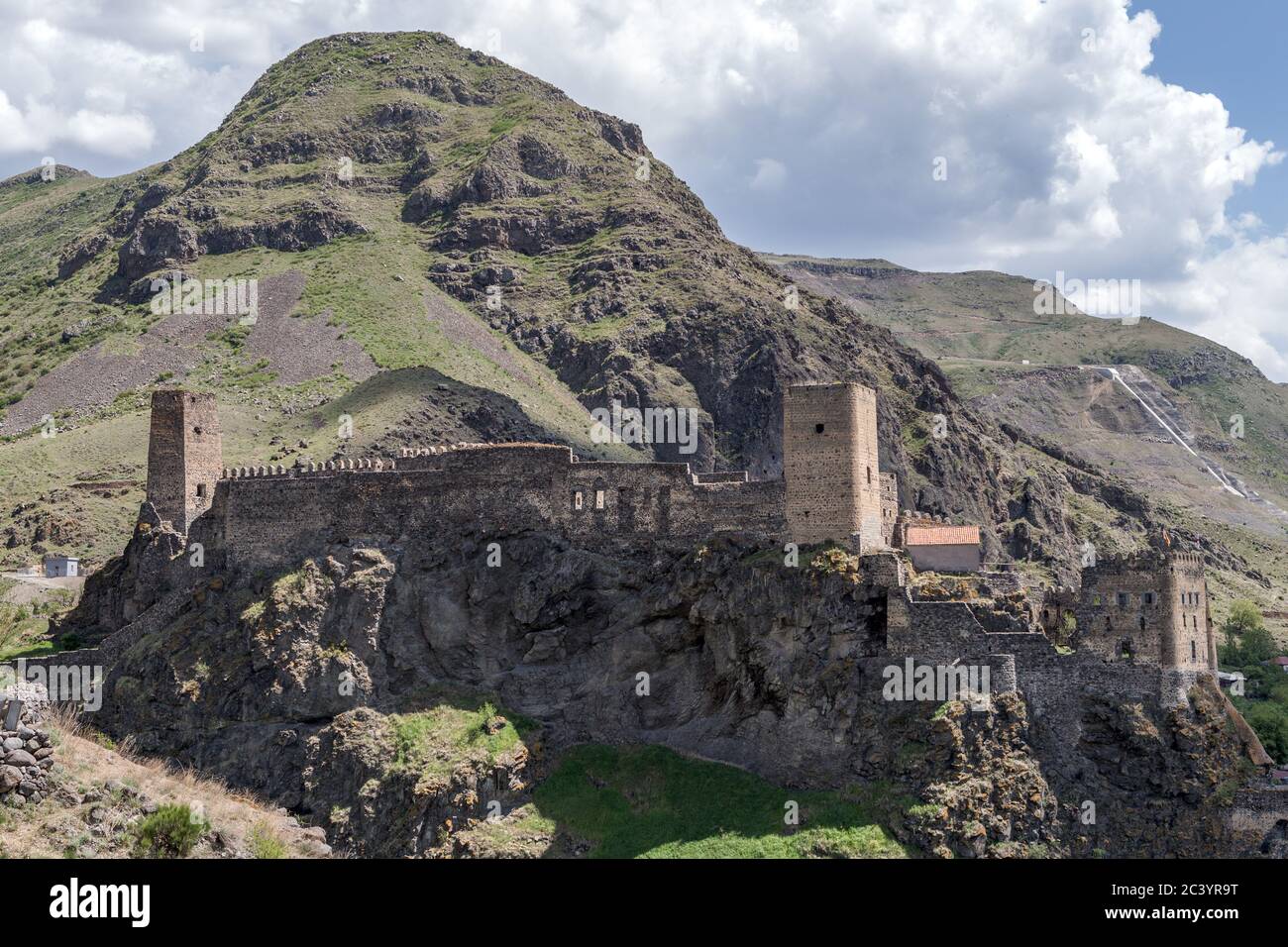 Khertvisi castle hi-res stock photography and images - Alamy