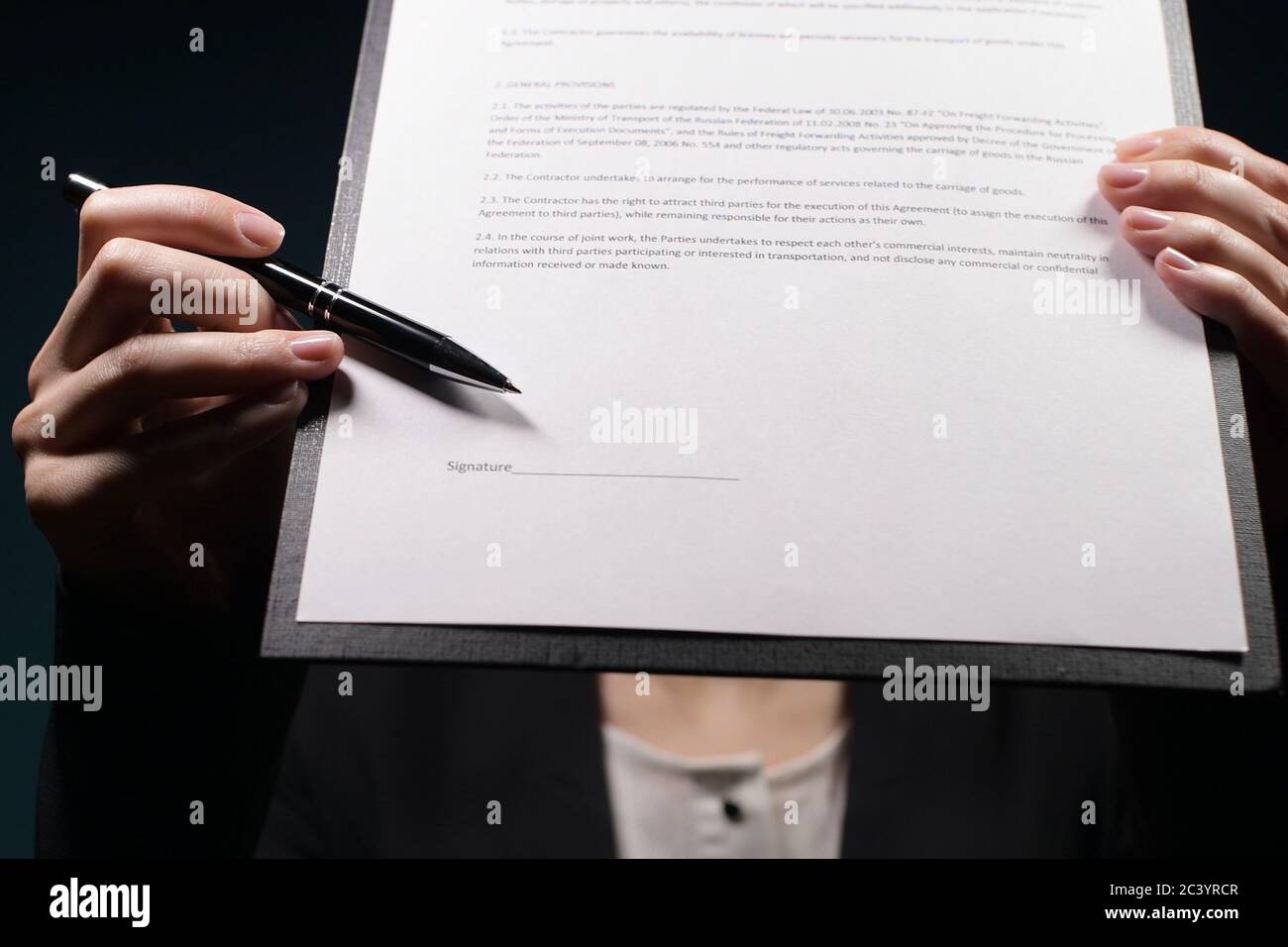 Contract basis hi-res stock photography and images - Alamy